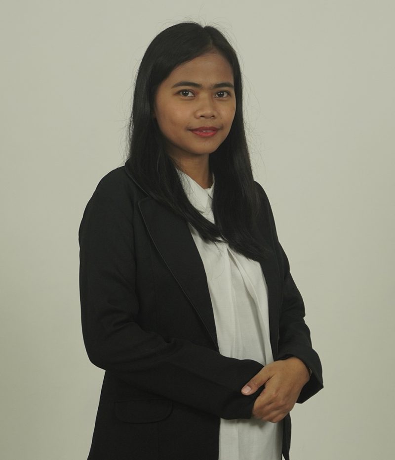 Guru dan Karyawan – SMP Kristen Petra 5